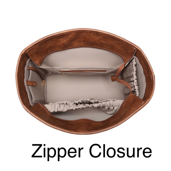 versa tote | Bags | Versa Tote Vira Bag With Bonus Interchangeable ...